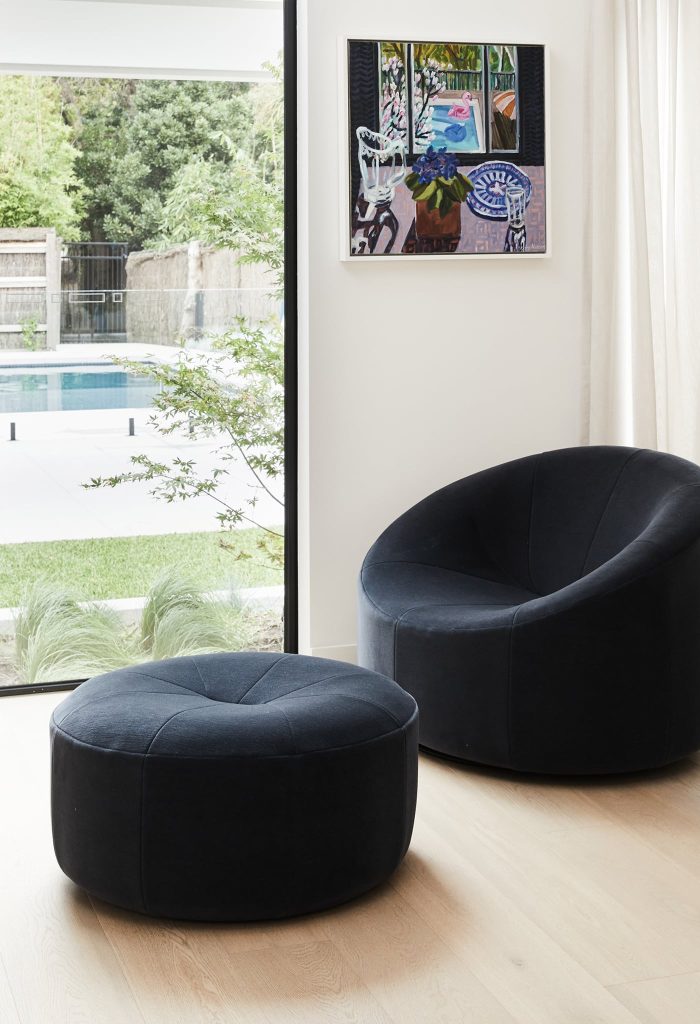 Pumpkin Swivelling Armchair | DOMO