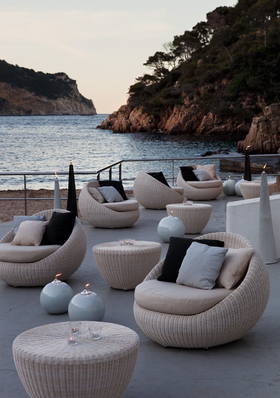 Bubble Armchair With Cushion | Domo Collections