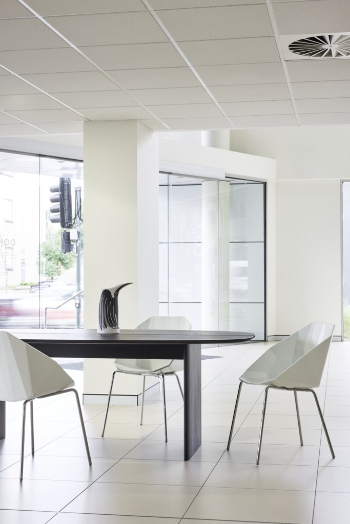 Intervalle Dining Table | DOMO